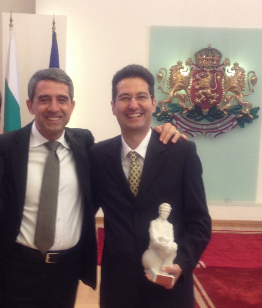 I received the 2013 John Atanasoff award « Petar Kormushev